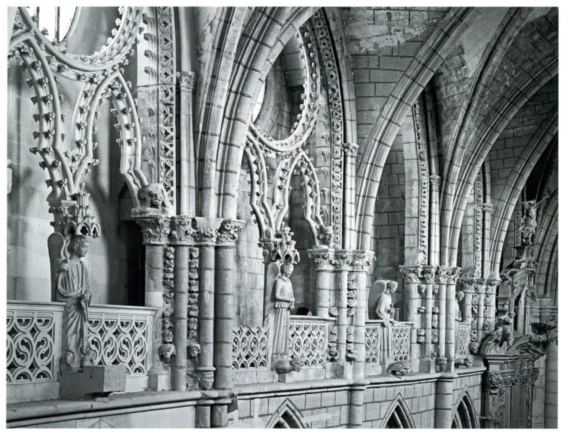The ‘Sumptuous Style’: Richly Decorated Gothic Churches in the Reign of ...